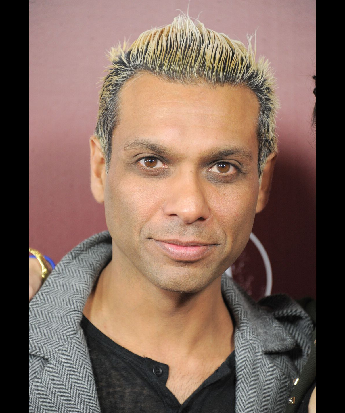 Photo : Tony Kanal attending the premiere of Sound City held at The ...