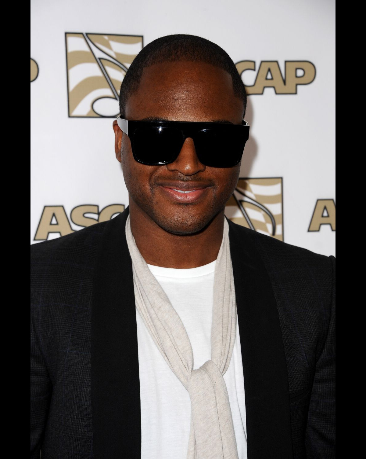 Photo : Taio Cruz à Los Angeles en avril 2011 - Purepeople