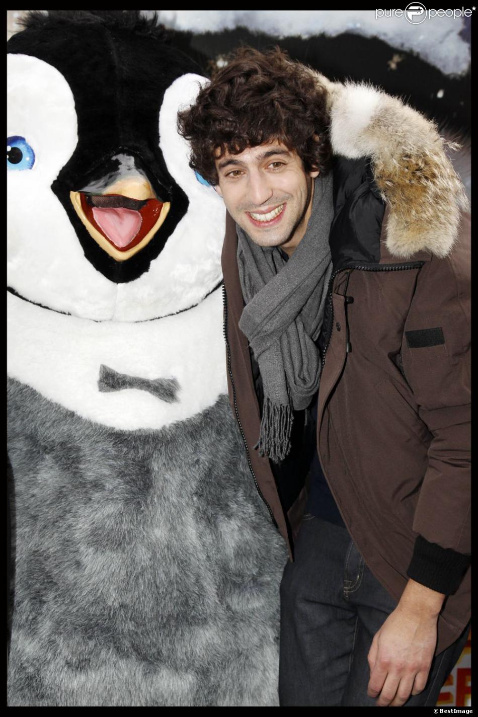 Max Boublil lors de l'avant-première du dessin animé Happy Feet. A ...