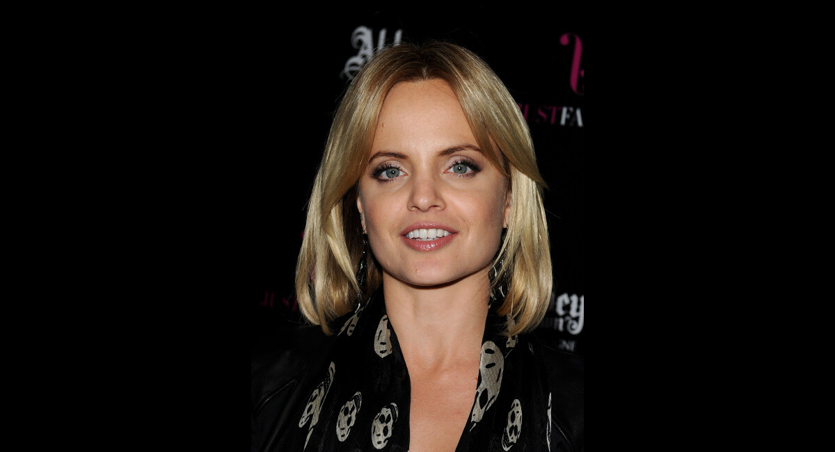 Photo : Mena Suvari assiste au lancement de la nouvelle collection de ...