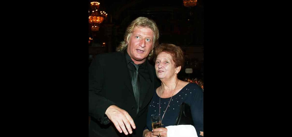 Photo : Patrick Sébastien et sa mère Andrée Boutot en juillet 2002 à ...