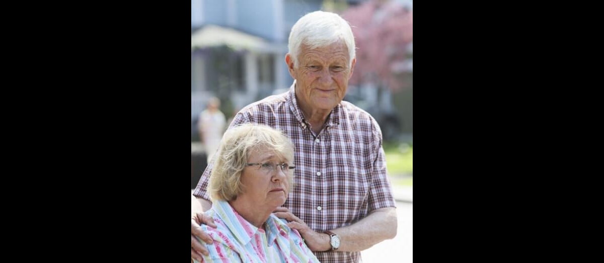 Photo : Kathryn Joosten, alias Karen McCluskey, avec le comédien Orson ...