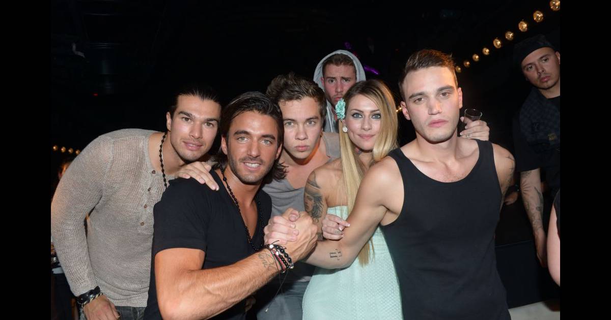 Secret Story 6 : Tous réunis autour de Thomas pour un anniversaire d ...