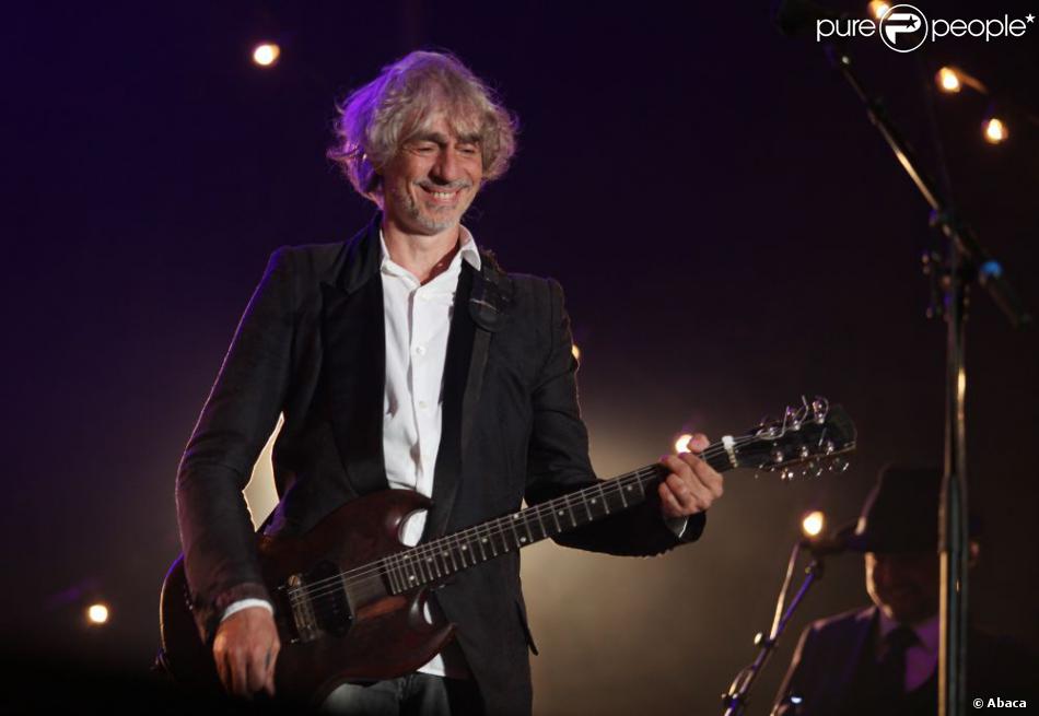 Louis Bertignac en concert à Paris, le 25 septembre. - Purepeople