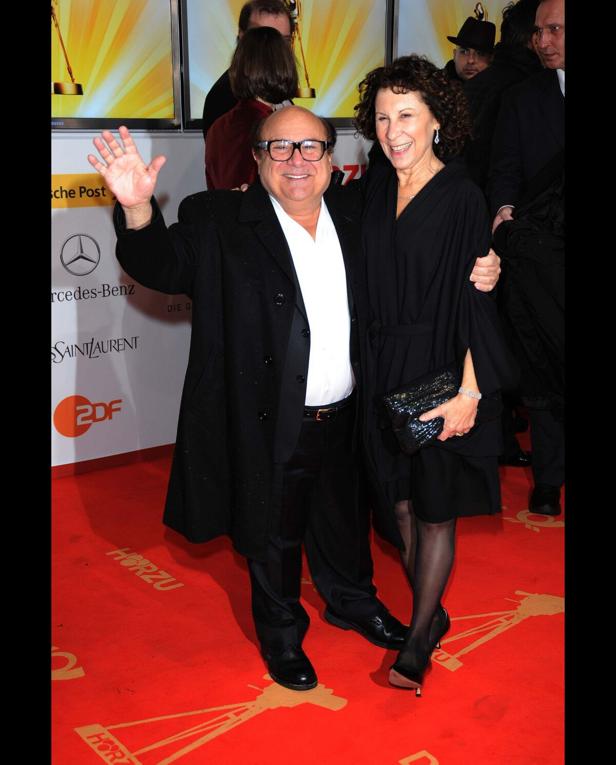 Photo : Danny DeVito et Rhea Perlman à Berlin, le 5 février 2011. - Ode ...