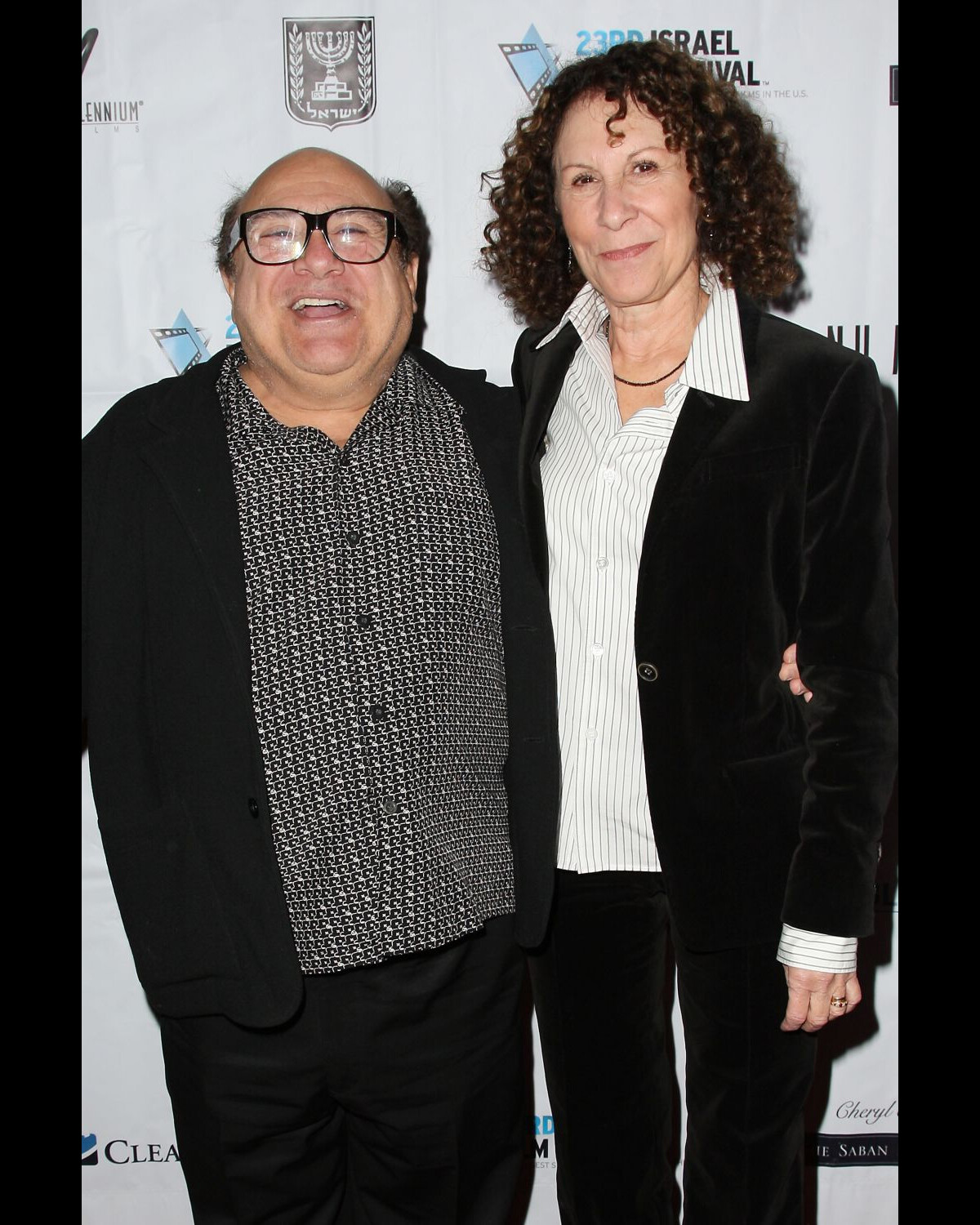 Photo : Danny DeVito et Rhea Perlman à New York, le 29 octobre 2008 ...