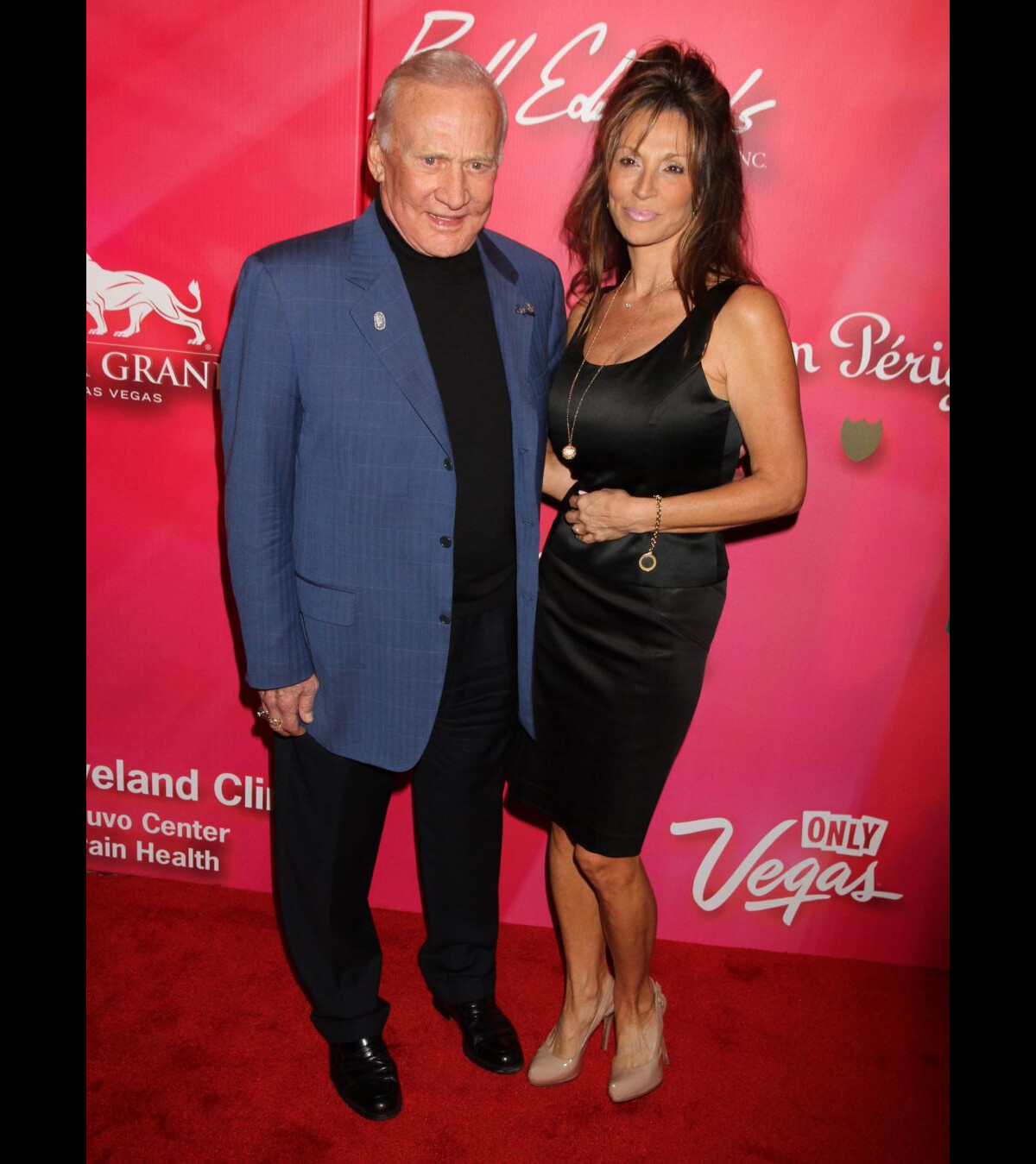 Photo : Buzz Aldrin et Michelle Sucillon à Las Vegas, le 18 février ...