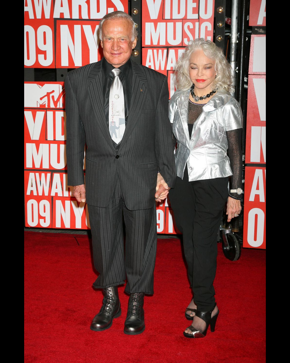Photo : Buzz Aldrin et Lois Driggs Cannon à New York, le 13 septembre ...