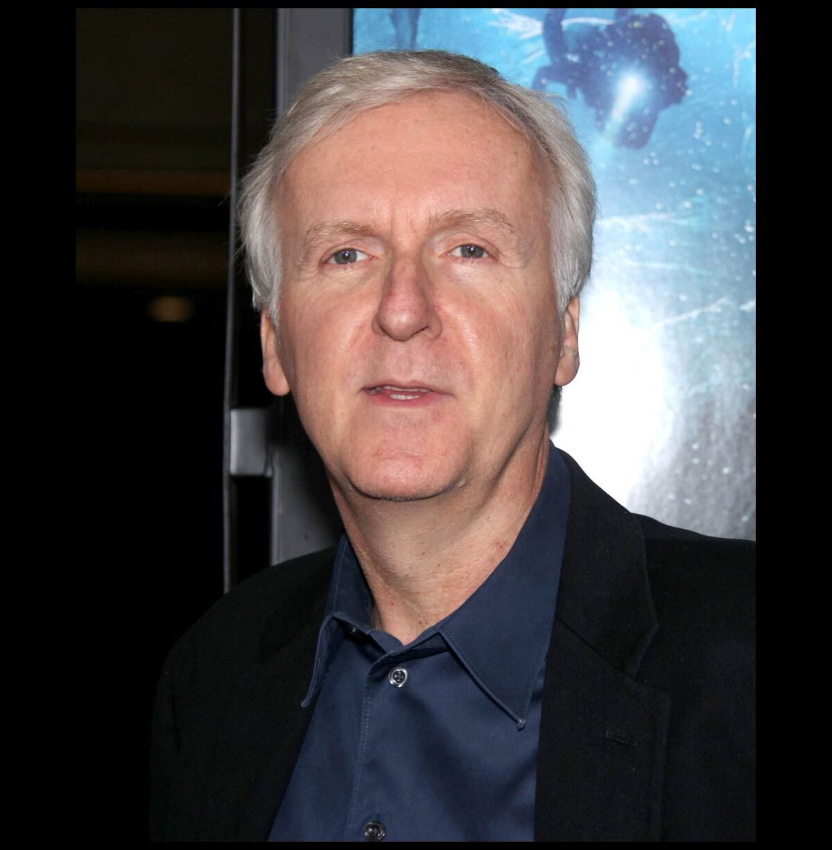 Photo : James Cameron lors de la présentation du film Sanctum au Mann ...