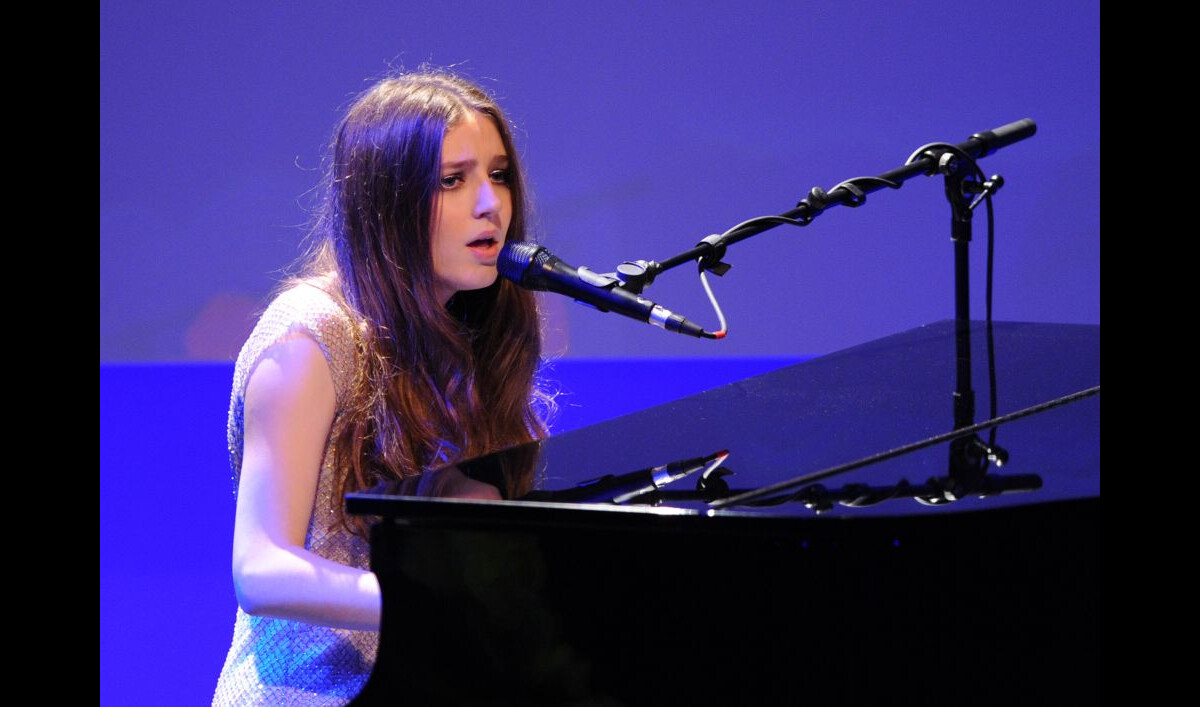Photo : Birdy chante lors du German Media Prize 2012 à Baden-Baden le ...