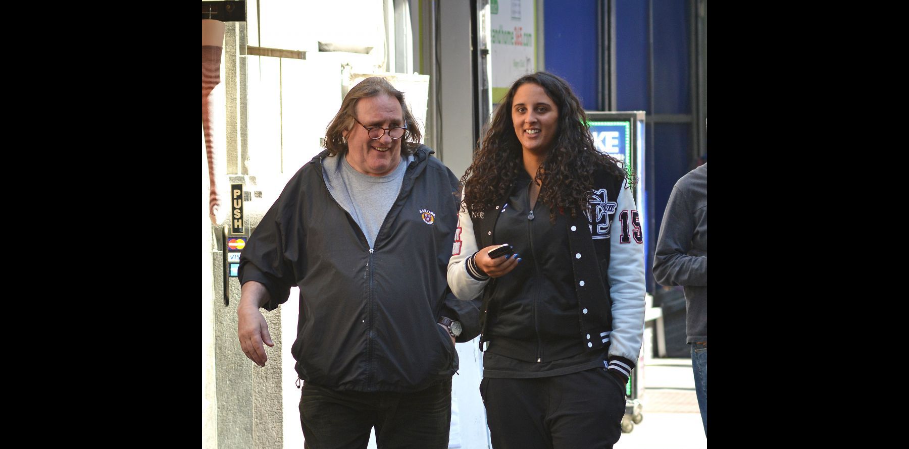 Gérard Depardieu : Complice avec sa fille Roxane, il veut être laissé ...