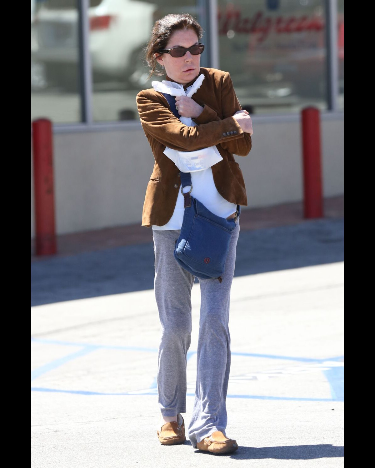 Photo : Exclusif - Lara Flynn Boyle, squelettique, se rend dans une ...