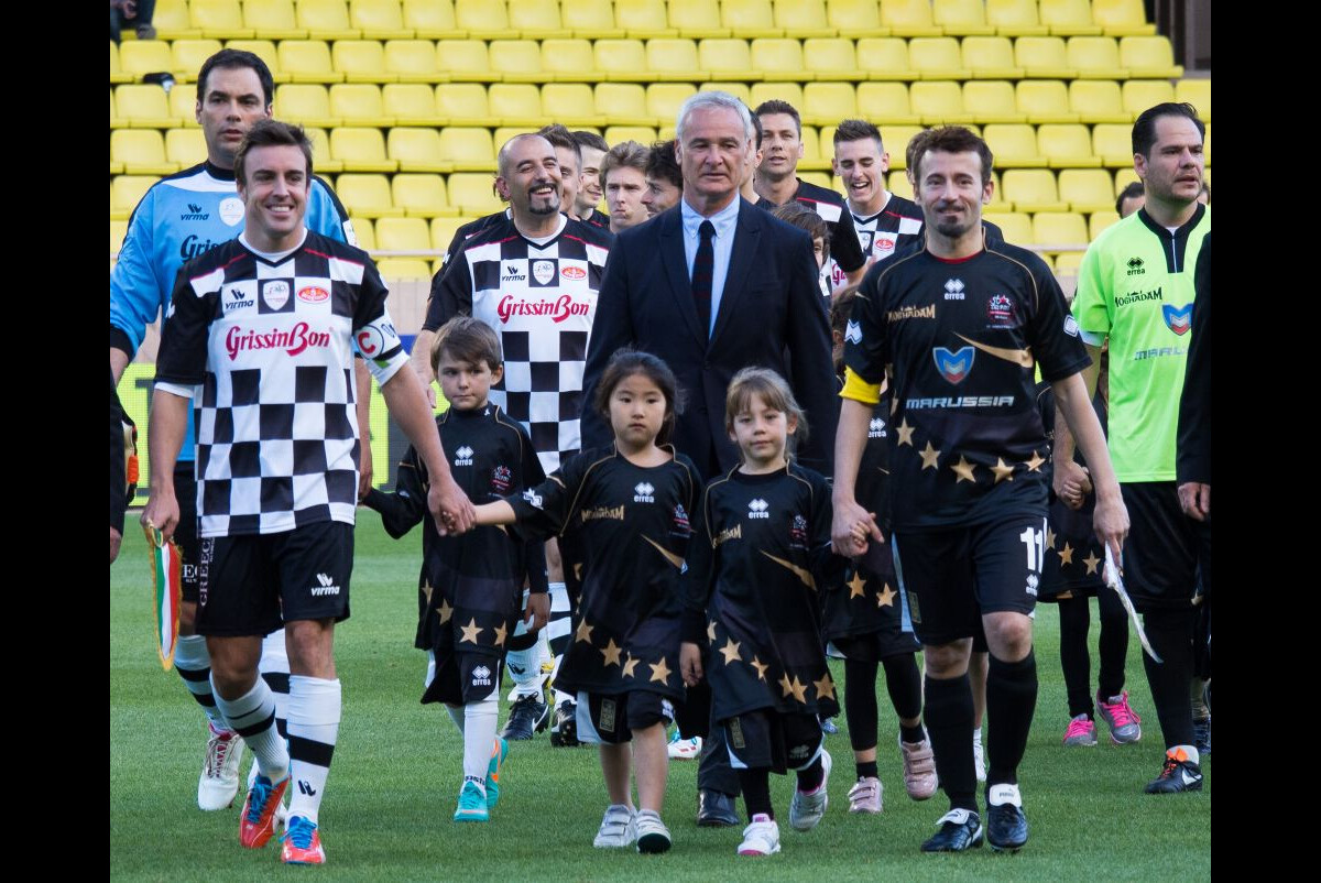 Photo : Fernando Alonso et Max Biaggi menant les sélections lors de la ...