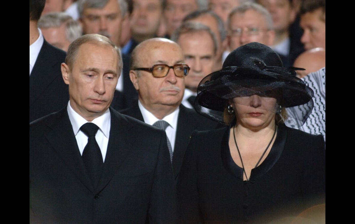 Photo : Vladimir Poutine et sa femme Lioudmila Poutina lors de la messe ...