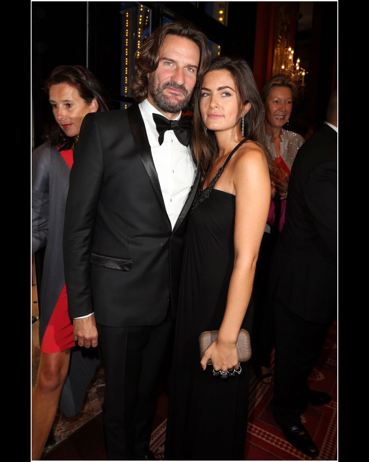 Photo : Frédéric Beigbeder et Lara en août 2012 - Purepeople