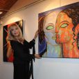 Amanda Lear : La nouvelle reine du théâtre est aussi peintre ! - Purepeople