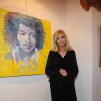Amanda Lear : La nouvelle reine du théâtre est aussi peintre ! - Purepeople