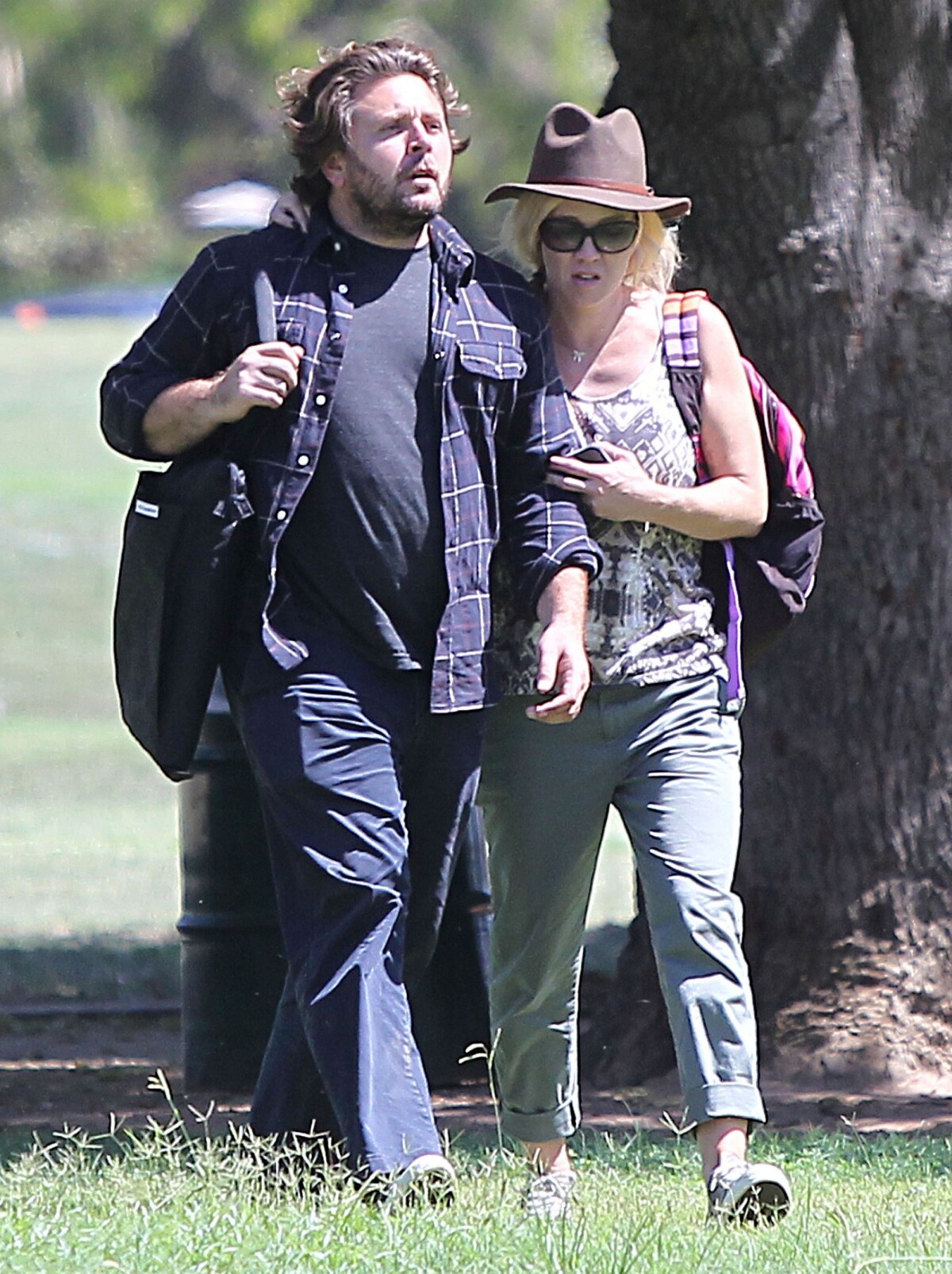 Photo : Exclusif - Jennie Garth et son nouveau compagnon Michael Shimbo ...