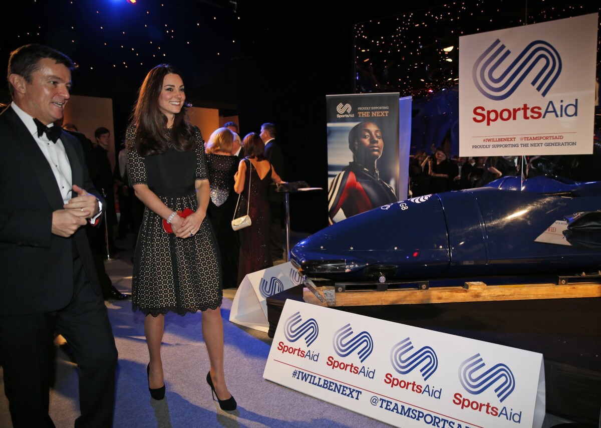 Photo : Kate Middleton et Tim Lawler, le directeur général de l ...
