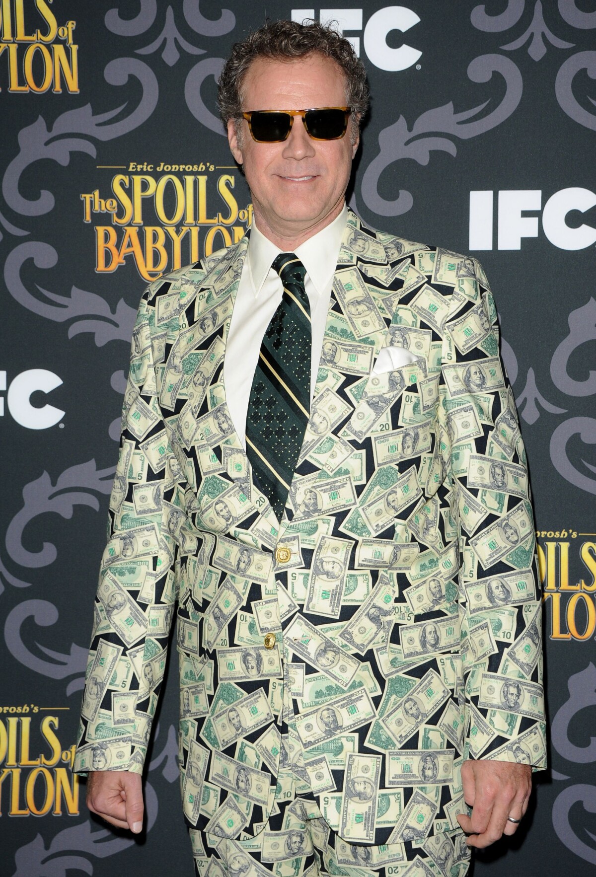 Photo : Will Ferrell (costume avec imprimé billets) lors de la première ...
