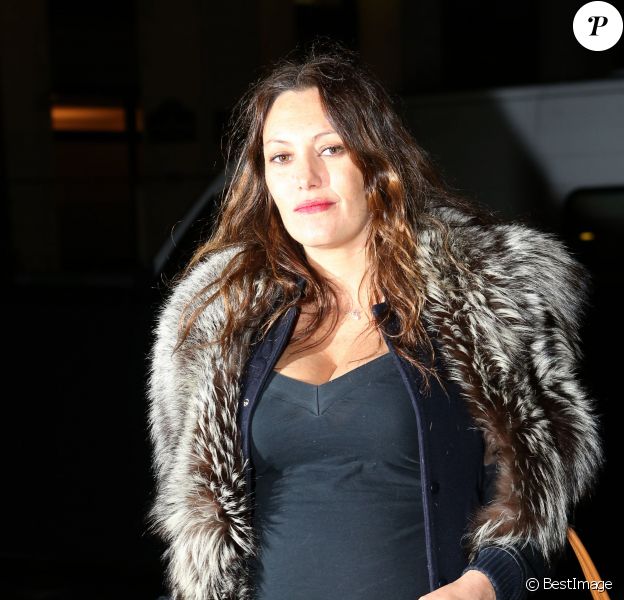 Karole Rocher enceinte : Baby-bump et complicité avec JoeyStarr et ...