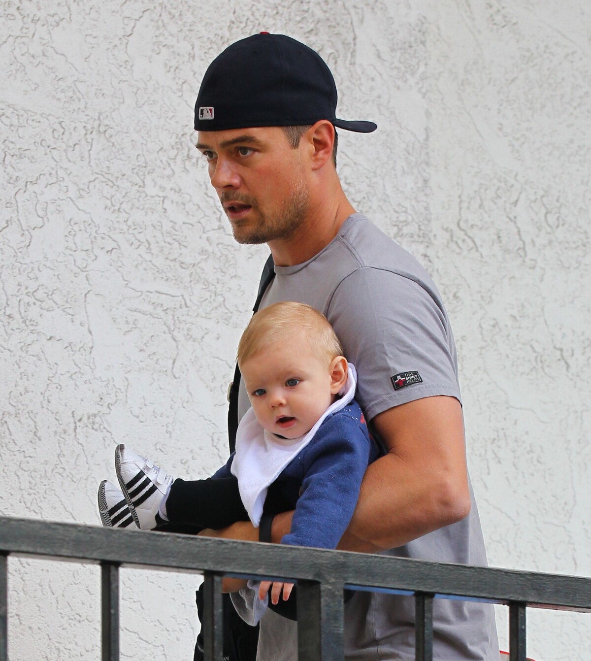 Photo : Josh Duhamel avec son fils Axl Jack Duhamel à Brentwood, Los ...