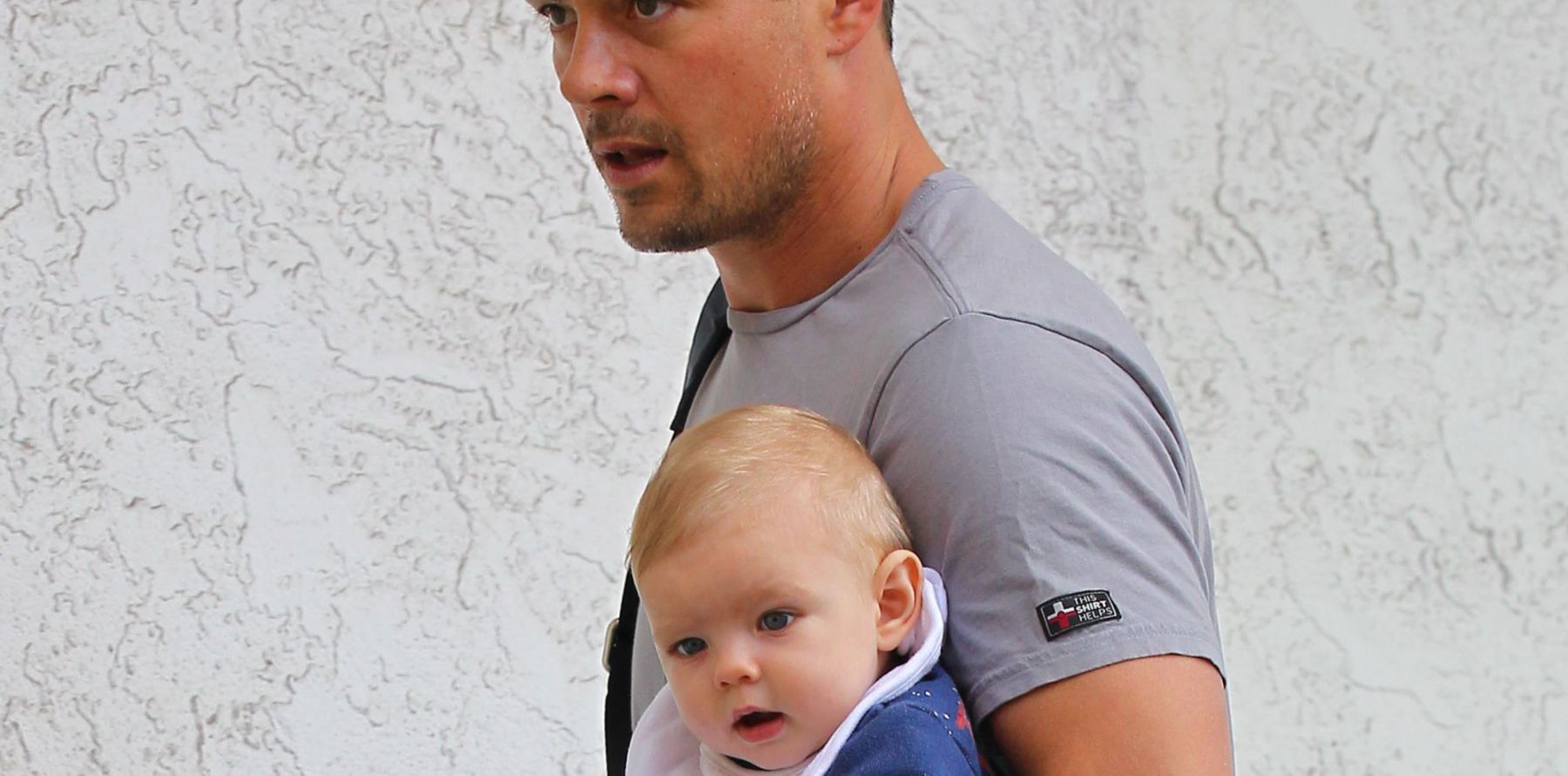 Josh Duhamel : D'astreinte avec le craquant Axl Jack pendant que Fergie ...