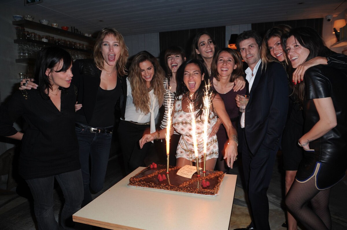 Photo : Koxie, Pauline Lefèvre, Clara Morgane, Jennifer Ayache ...