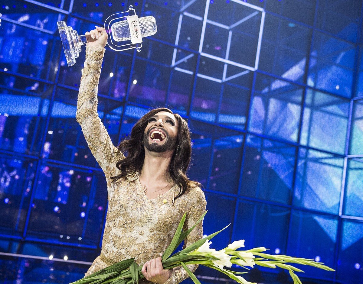 Photo : Conchita Wurst remporte le concours de l'Eurovision 2014 lors ...