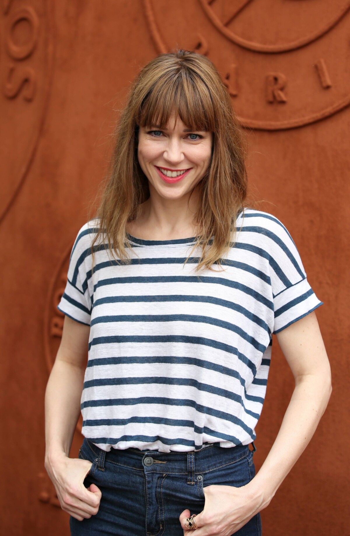 Photo : Marie-Josée Croze au village des Internationaux de France de ...