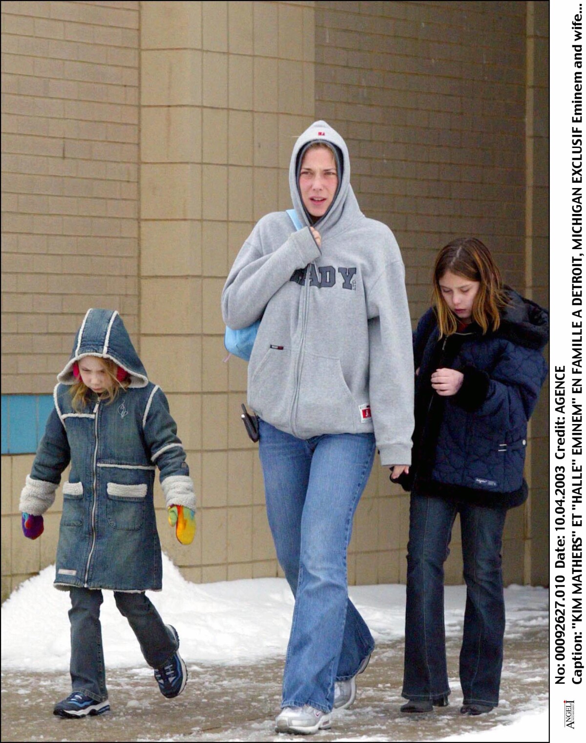 Photo : Kim Scott avec sa fille Hailie à Détroit le 10 avril 2003 ...