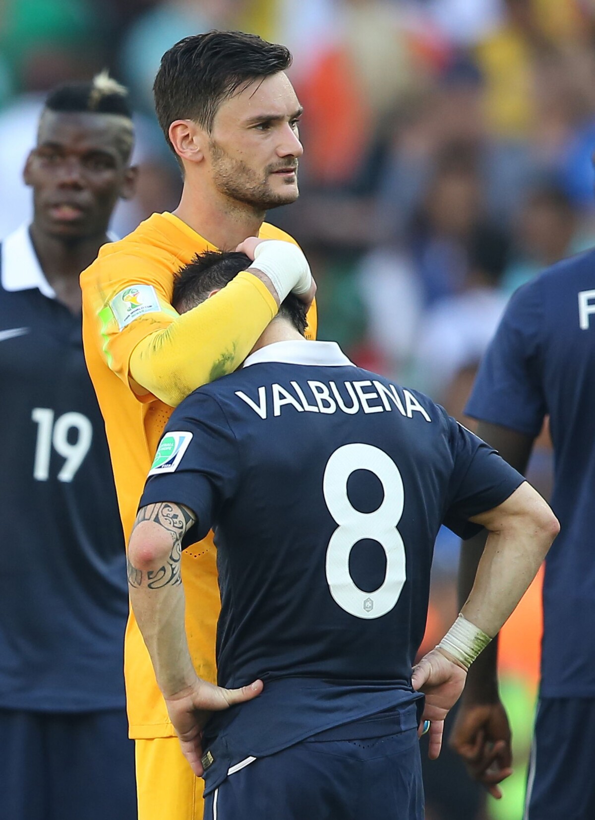 Photo : Hugo Lloris et Matieu Valbuena - Tristesse de l'équipe de ...