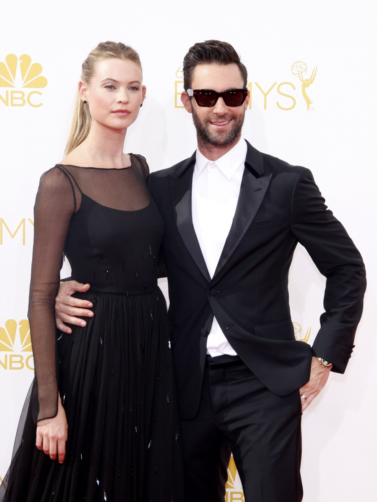 Photo : Behati Prinsloo et son mari Adam Levine - La 66e cérémonie ...