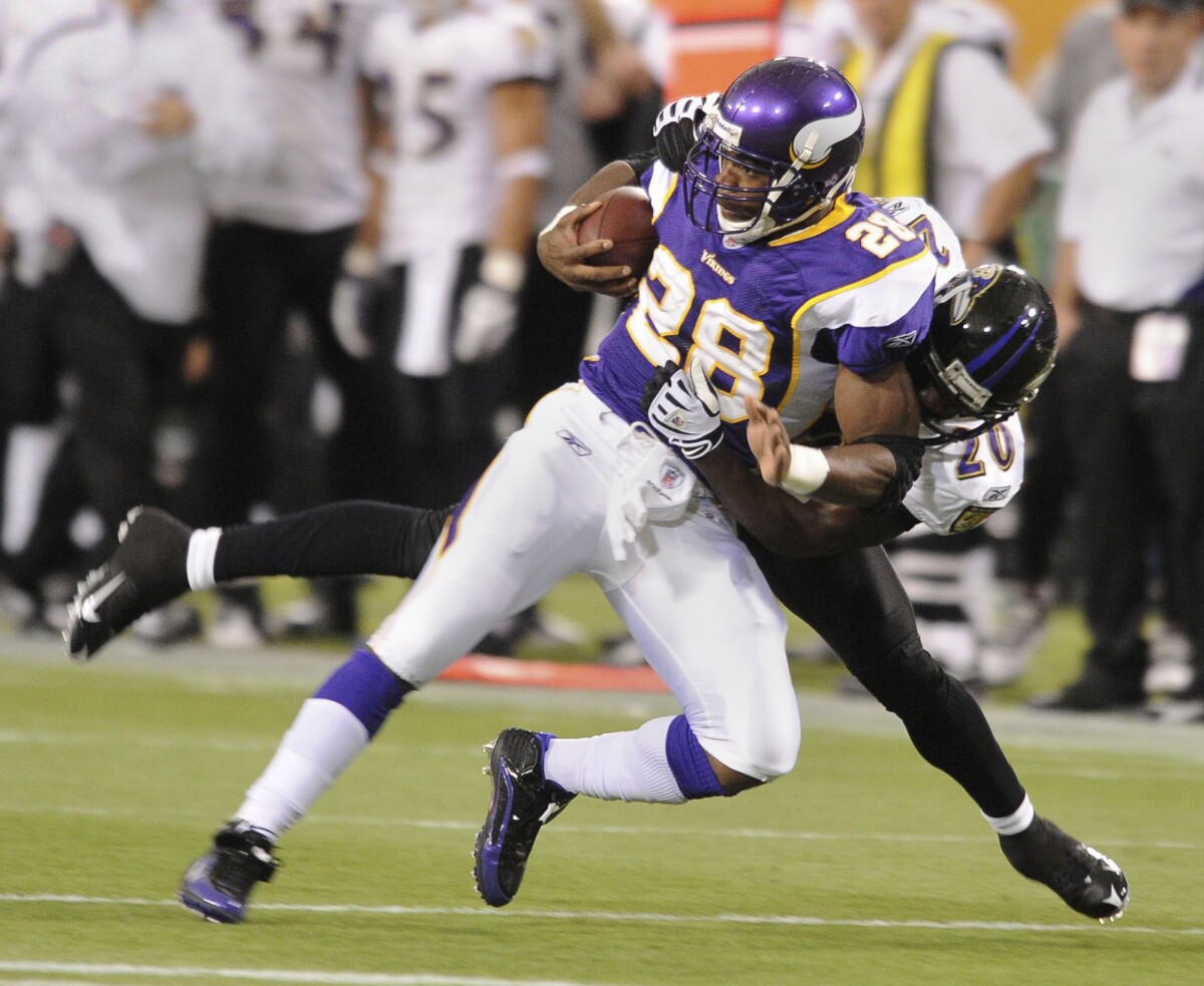 Photo : Adrian Peterson, running back des Vikings du Minnesota, à la ...