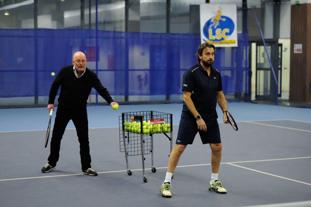 Photo : Roger Zabel et Henri Leconte lors de la journée Sourire Gagnant ...