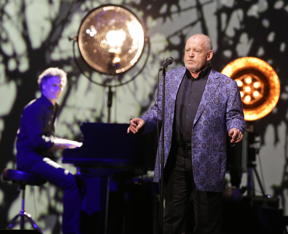 Photo : Joe Cocker en concert au Zenith de Lille tournee "Fire it up ...