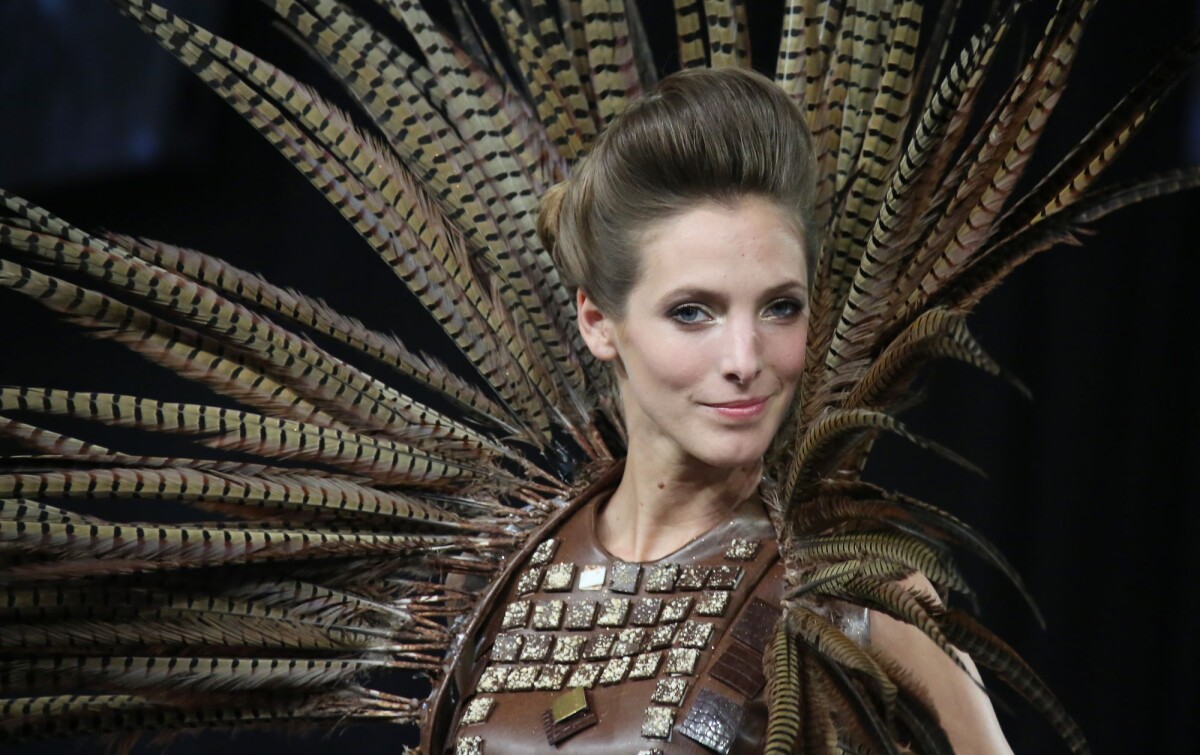 Photo : Elodie Varlet au Défilé du 20e Salon du chocolat 2014 à la ...