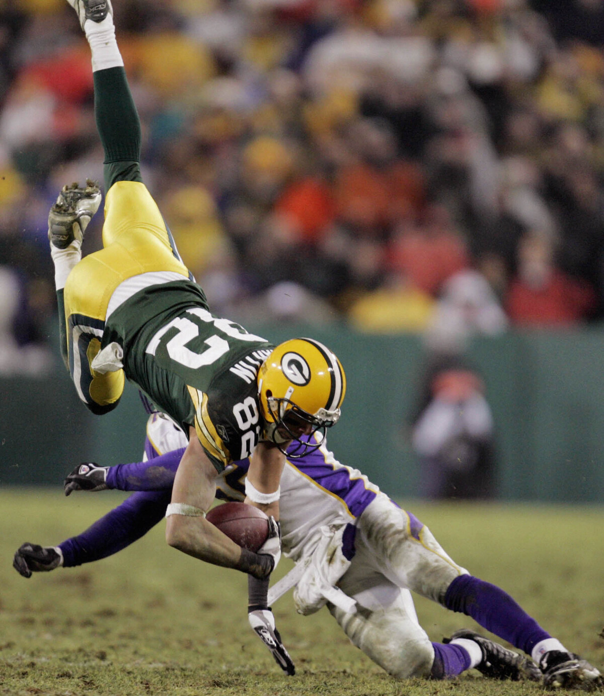 Photo : Darren Sharper (arrirèe-plan), safety des Minnesota Vikings ...