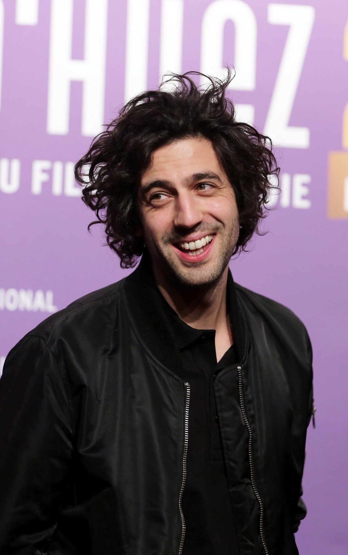 Photo : Max Boublil lors de la soirée d'ouverture du 18e festival ...