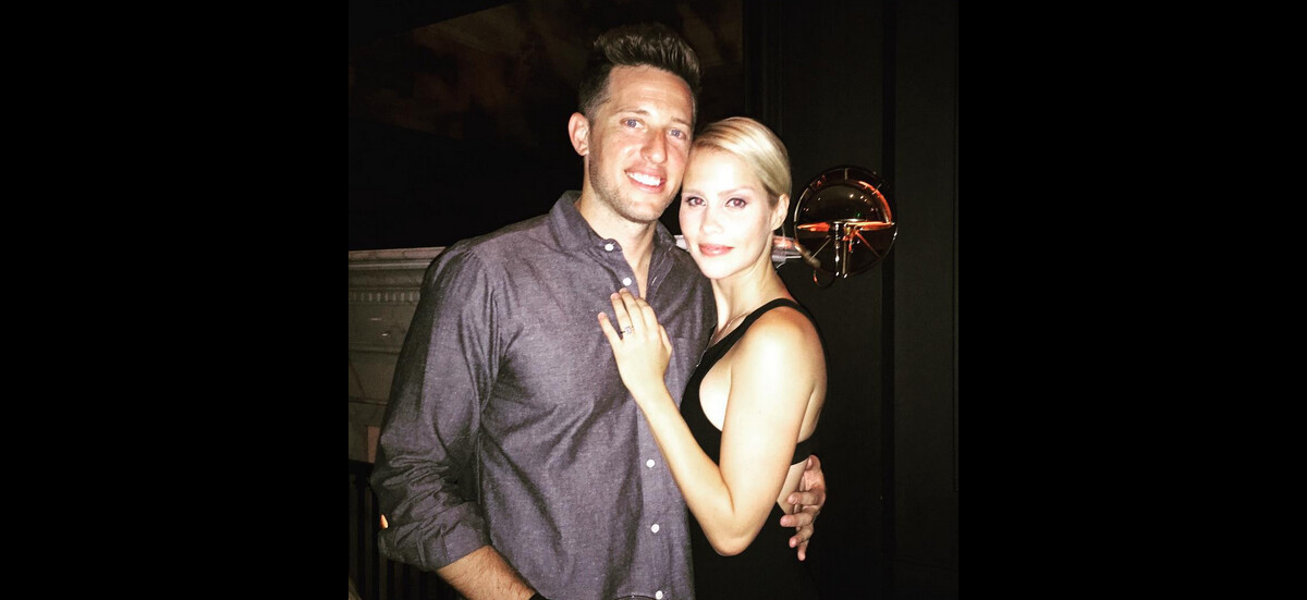 Photo : Claire Holt et Matt Kaplan se sont fiancés / juillet 2015 ...
