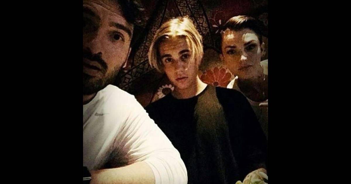 Justin Bieber et Ruby Rose prennent la pose sur Instagram. Juillet 2015 ...