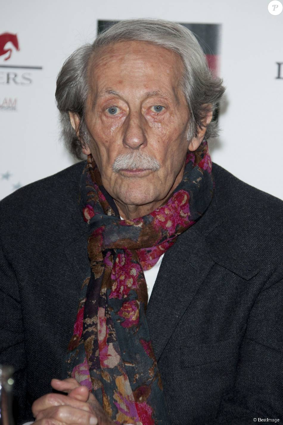 Jean Rochefort à Paris le 18 novembre 2013 - Purepeople