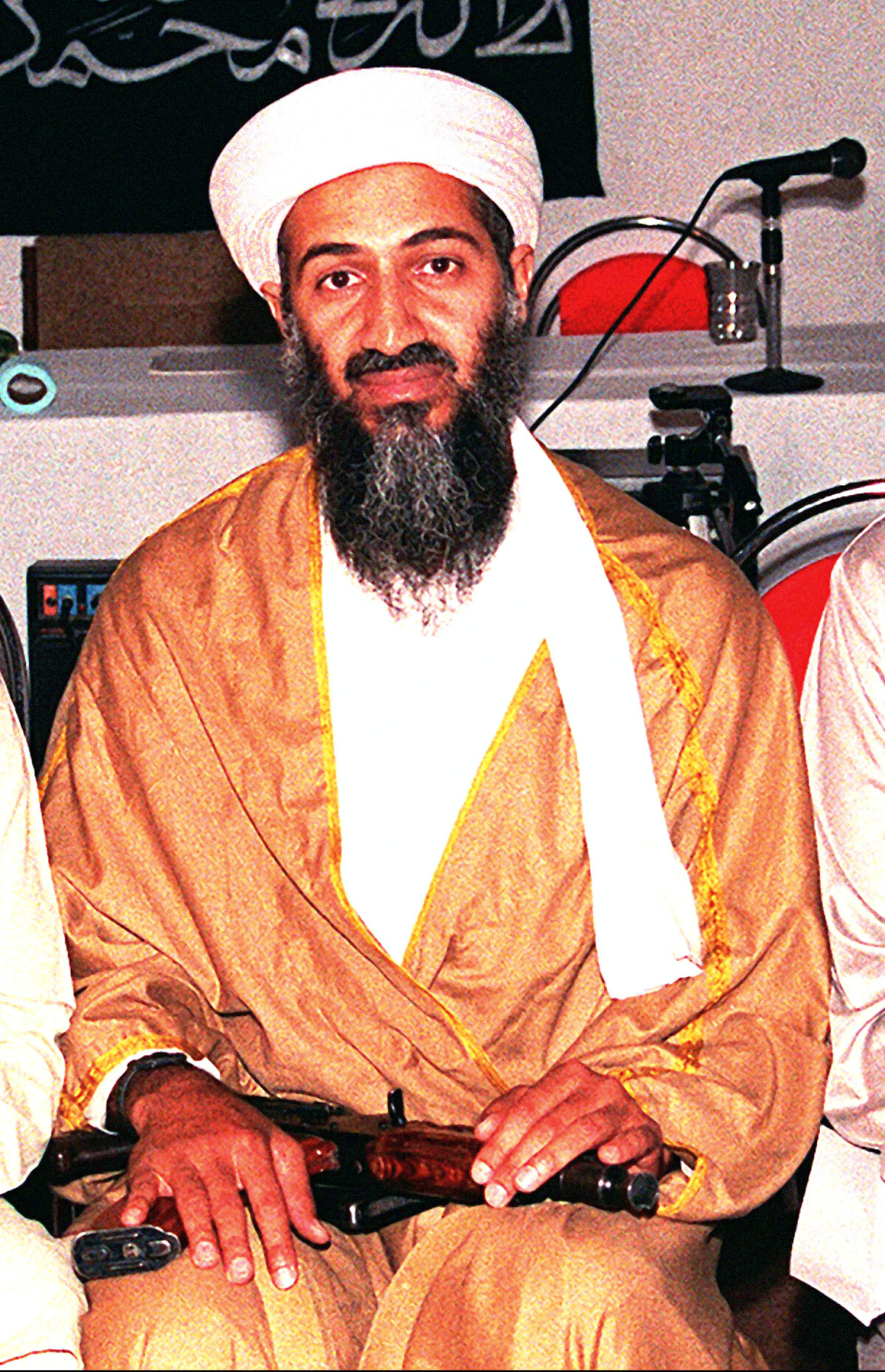 Photo : Oussama Ben Laden en Afghanistan - Purepeople