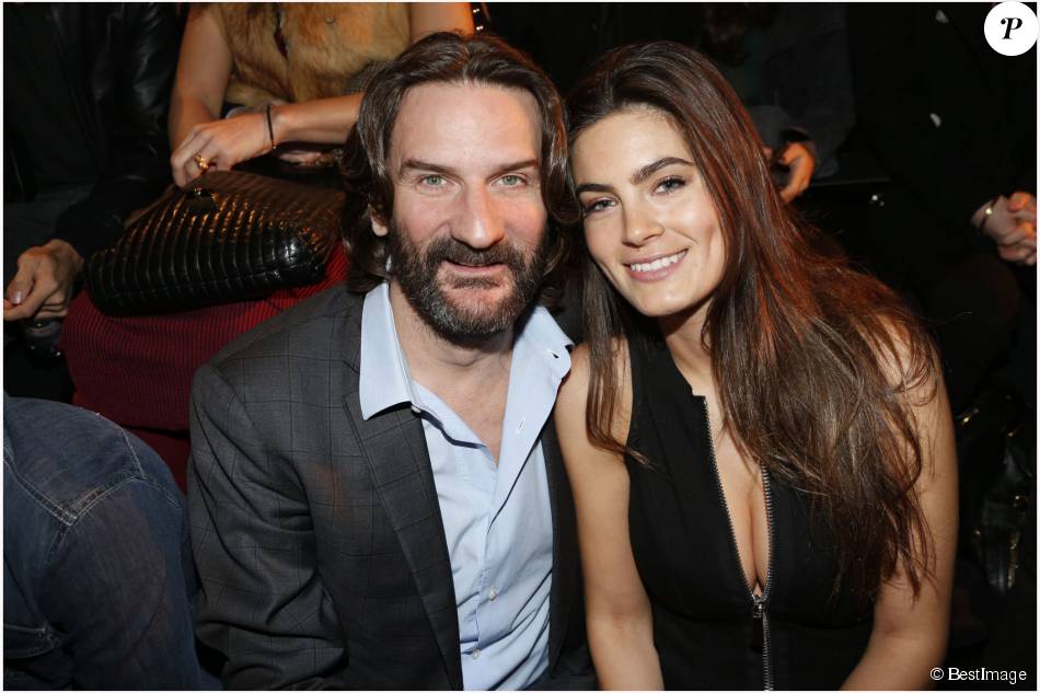 Frederic Beigbeder et sa compagne Lara Etam Live show de la collection ...