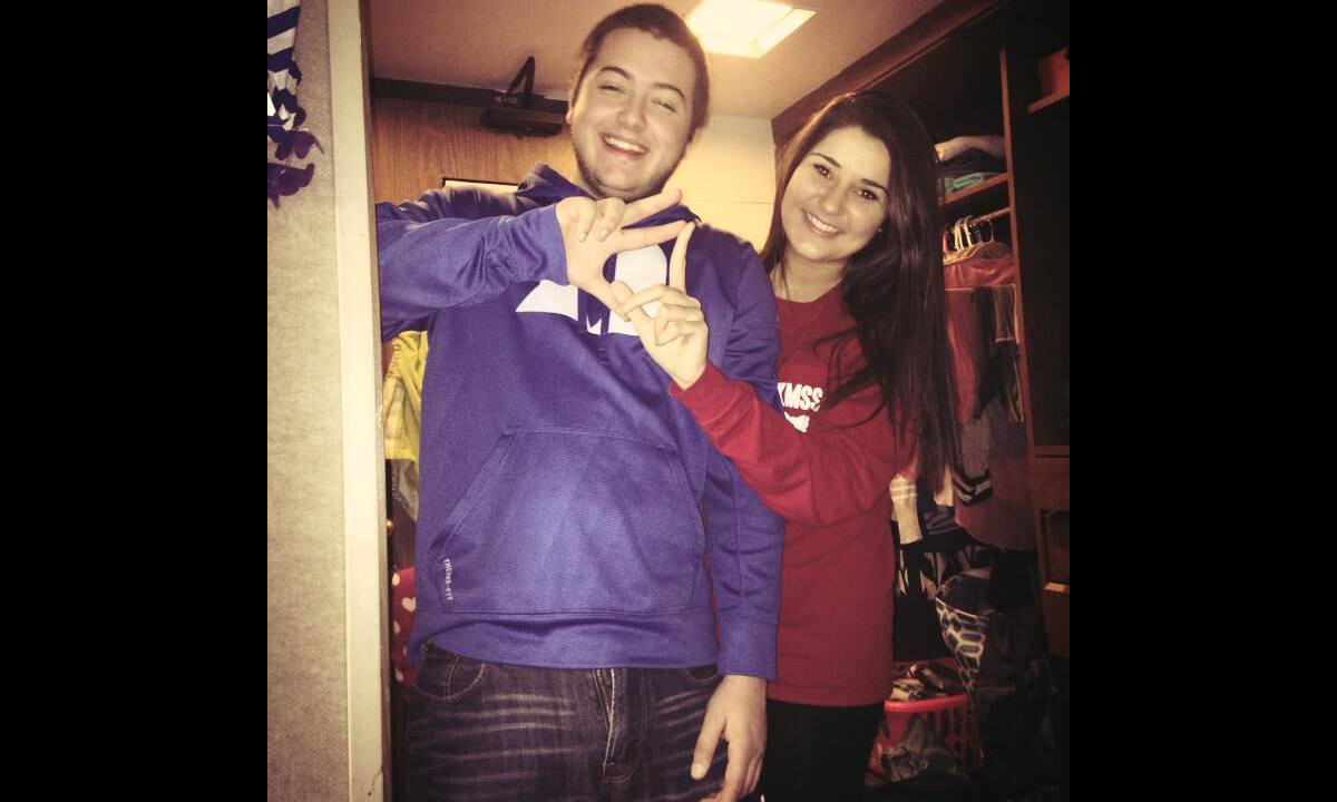 Photo : Hunter Montgomery et sa fiancée Davara Little - Photo publiée ...