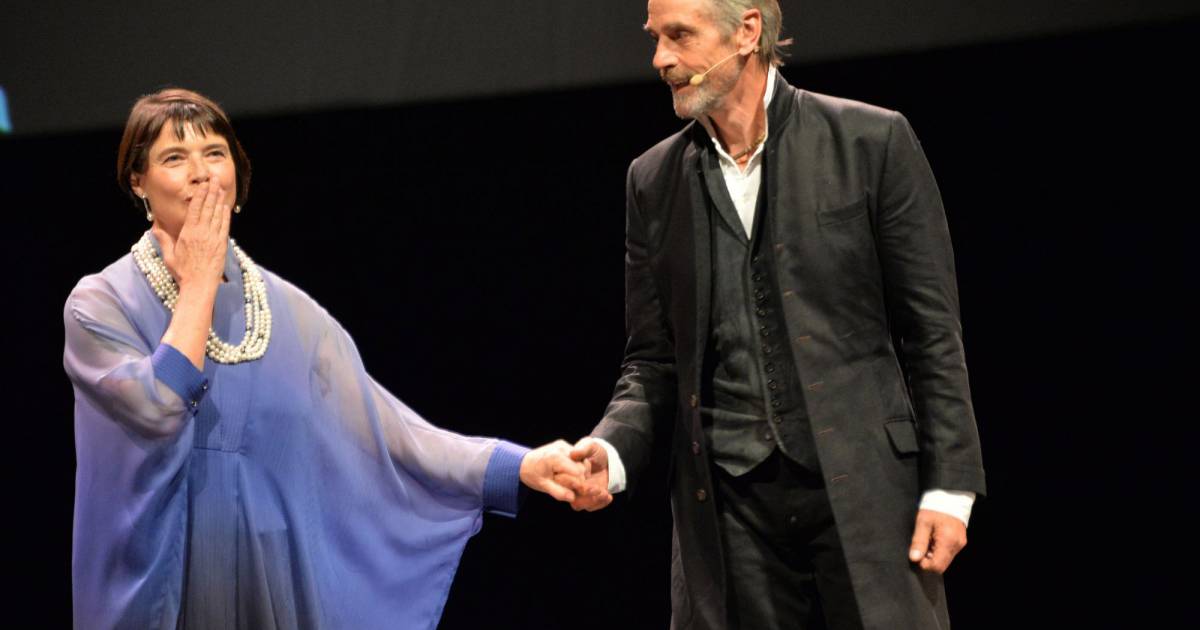 Exclusif - Isabella Rossellini, Jeremy Irons - Première de la pièce The ...