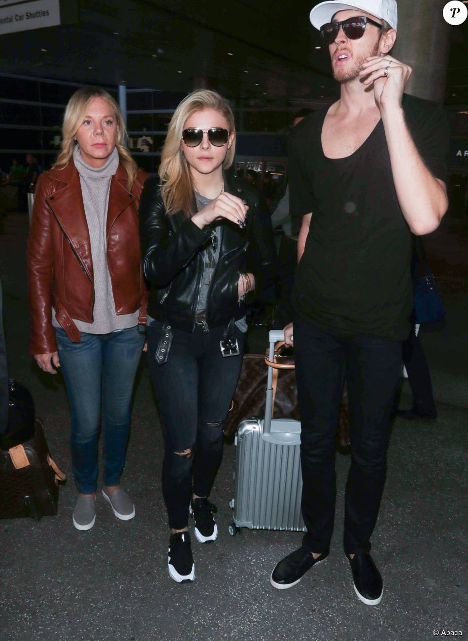 Chloë Grace Moretz avec son frère Trevor et sa mère Teri à Los Angeles ...
