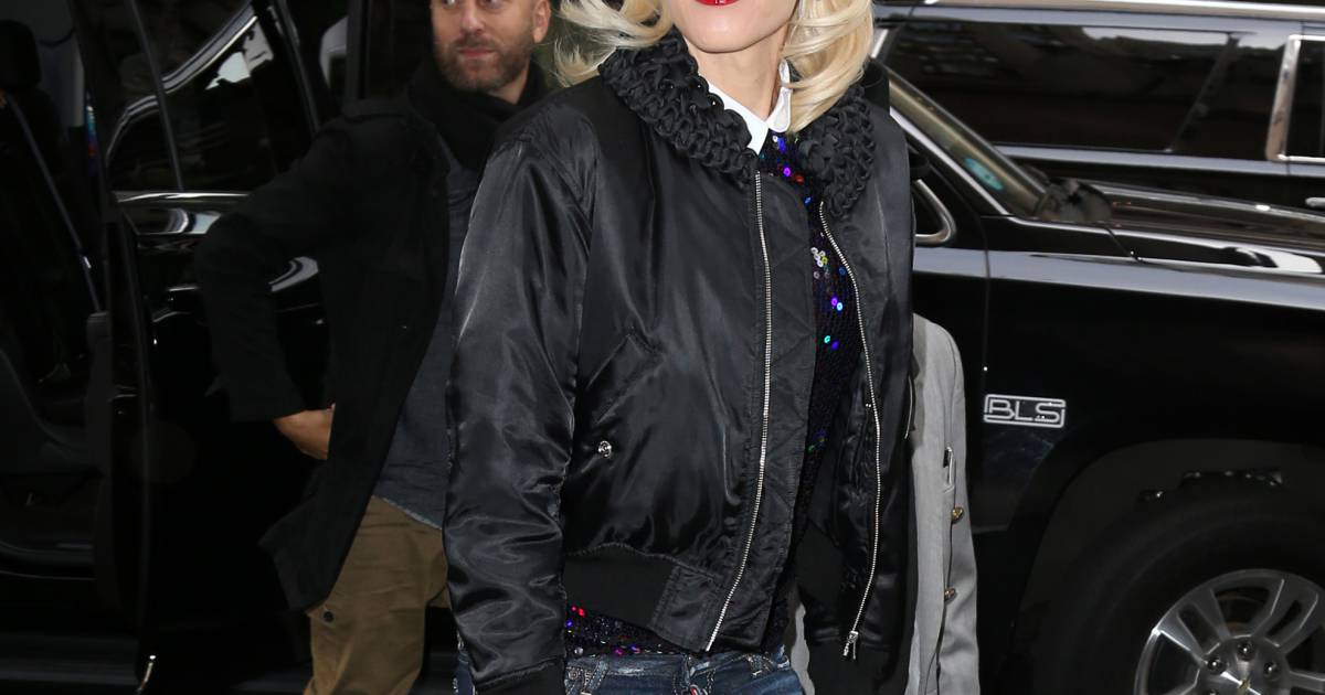 La chanteuse Gwen Stefani sort hyper lookée à New York le 27 octobre ...