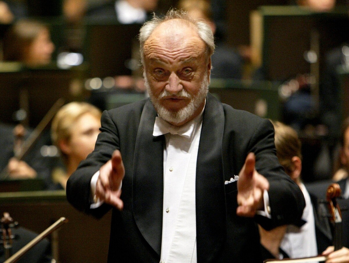 Photo : (dpa) - German conductor Kurt Masur au Gewandhaus Concert Hall ...