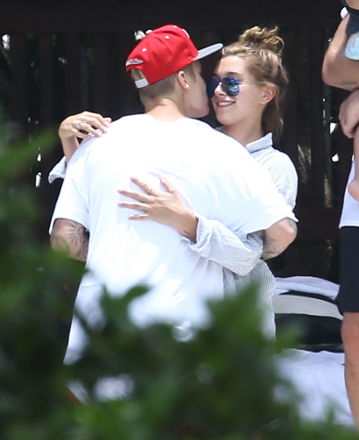 Photo : Justin Bieber et Hailey Baldwin se montrent très proches en ...